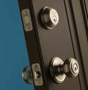 What is a Deadbolt and How Does it Work?